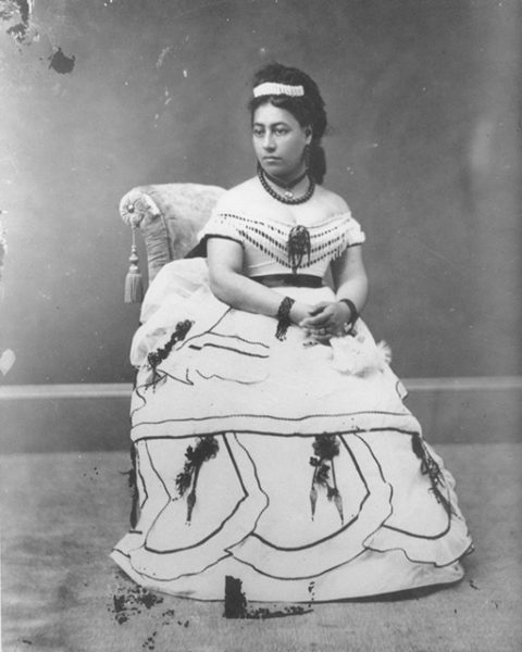 Queen Emma - Daughters Of The Goddess